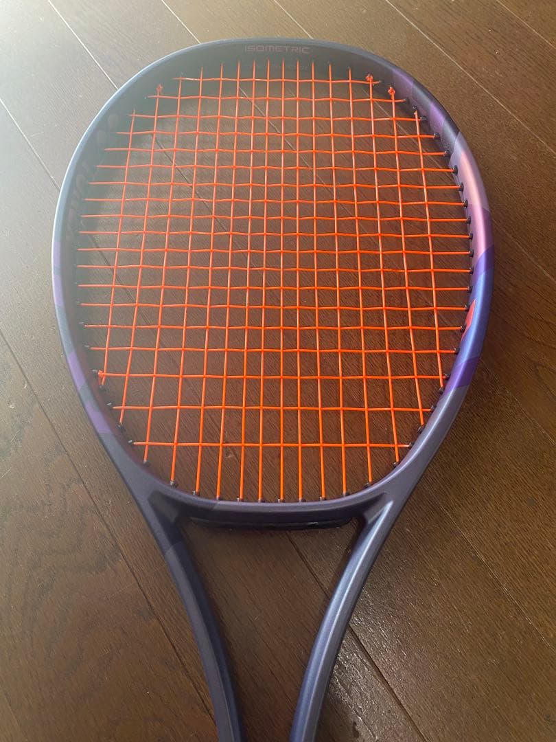 美品　YONEX 新色ミッドナイトネイビー、パーセプト 100 G3