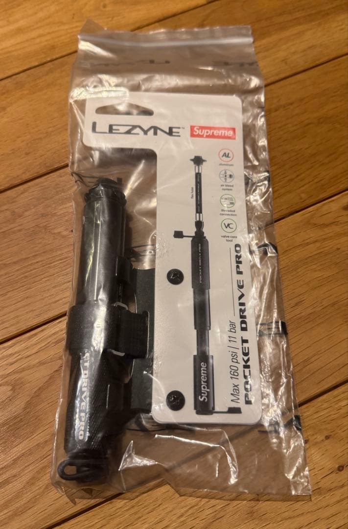 Supreme Lezyne Bike Pump Black ハンドポンプ 黒