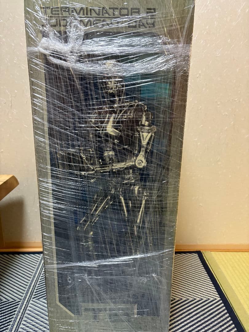 サイドショウターミネーター2 T-800 フィギュア 1/4　新品