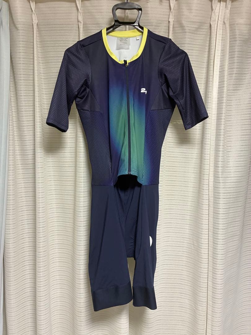 2XU Aero Hex Sleeved トライスーツ　M