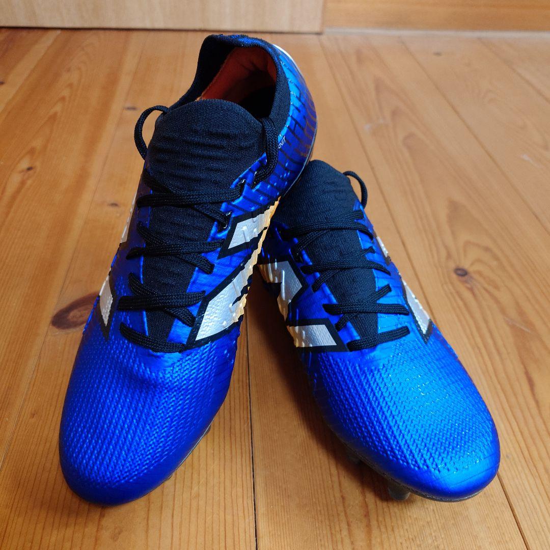 New Balanceサッカースパイク Tekela Pro HG