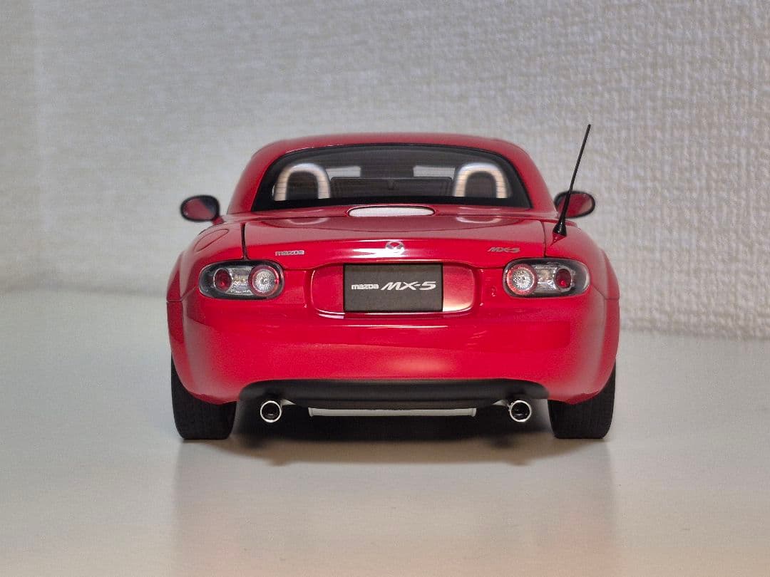 1/18 AUTOart　Mazda MX-5　Roadster　左ハンドル