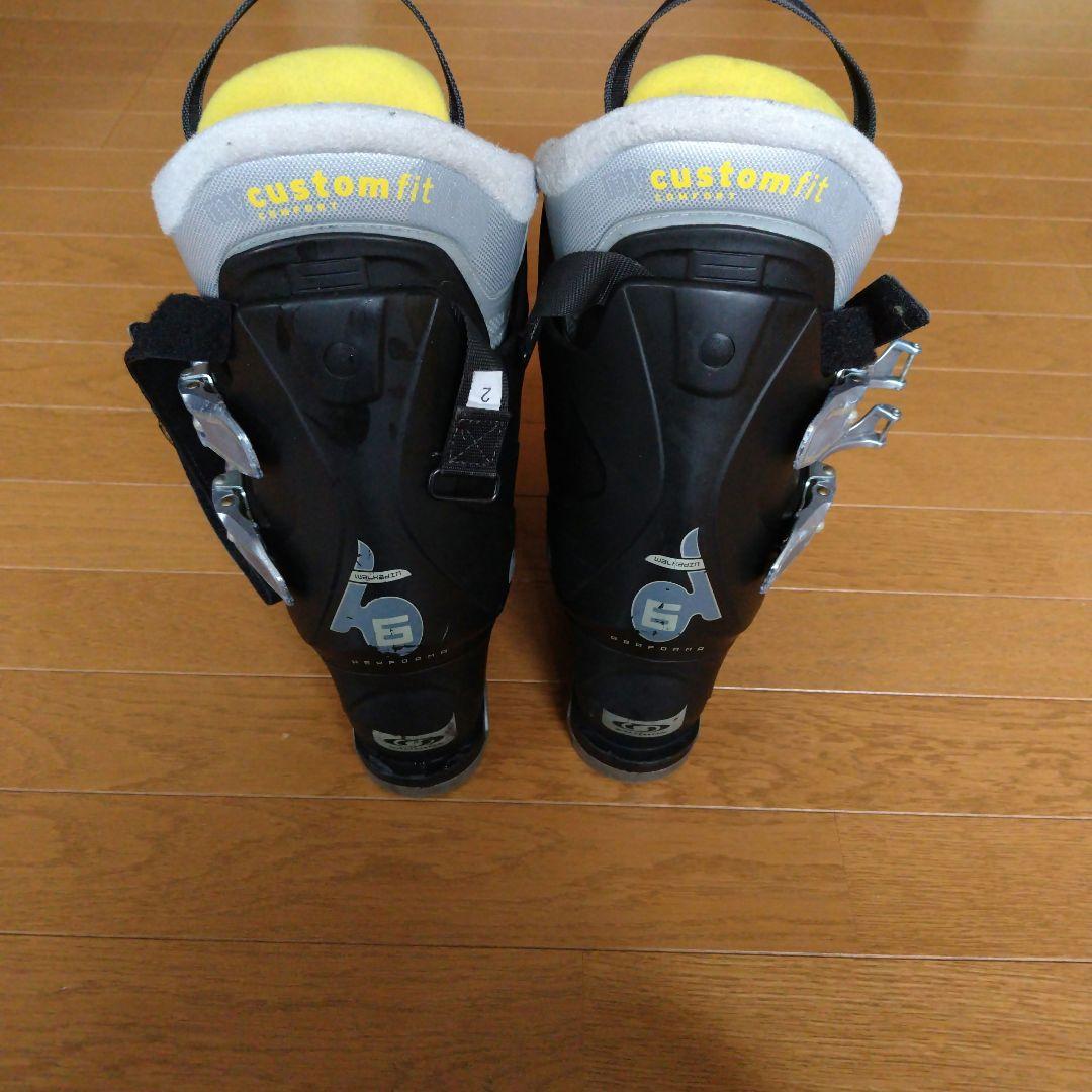 SALOMONスキーブーツ
