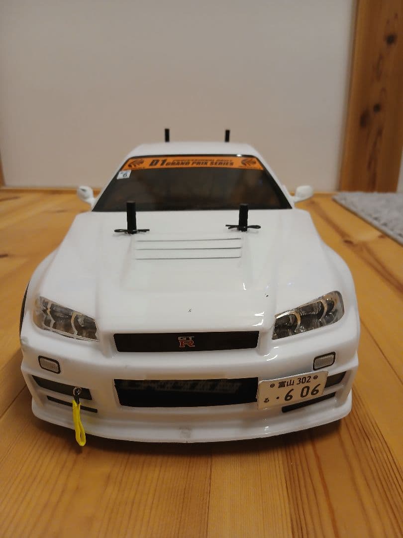 Nissan Skyline 34GT-R 中古ラジコンカー TT-01