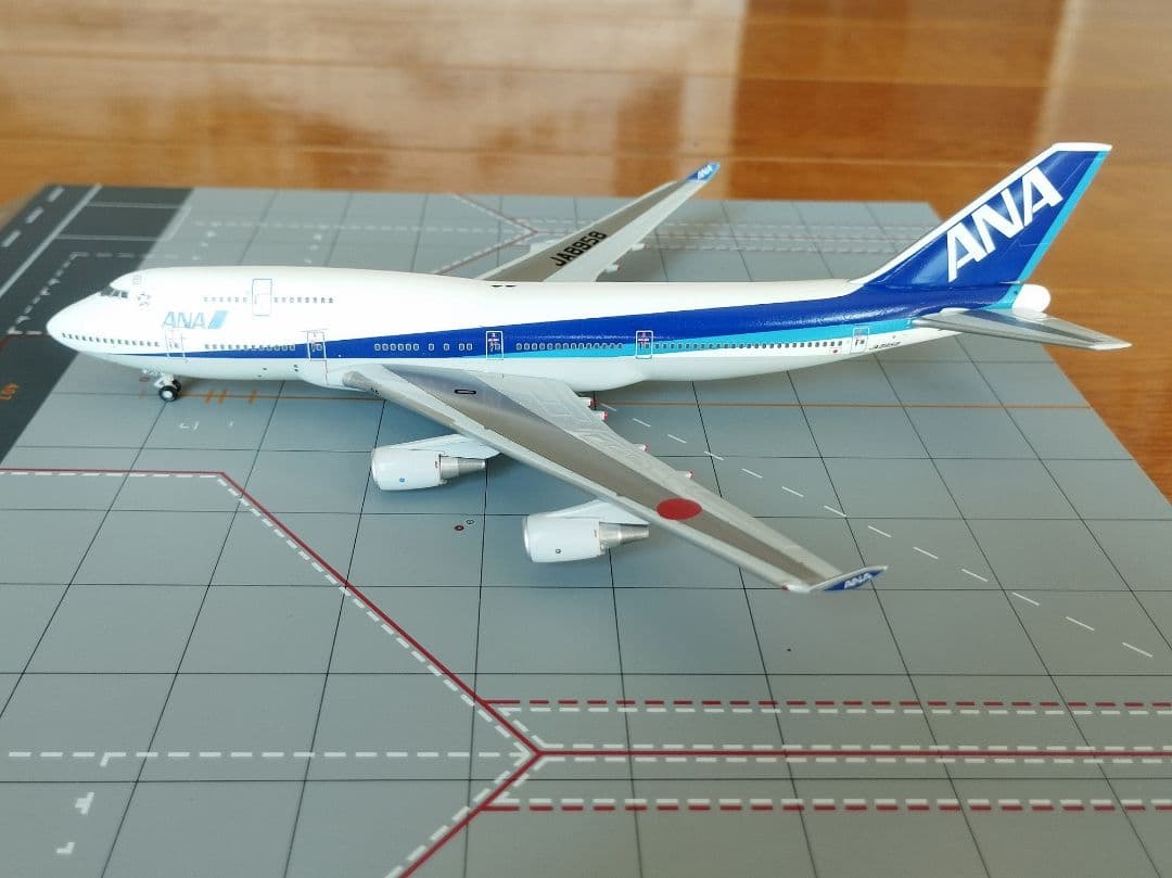 全日本商事 全日空 ANA 747-400 NHG40086 1/400