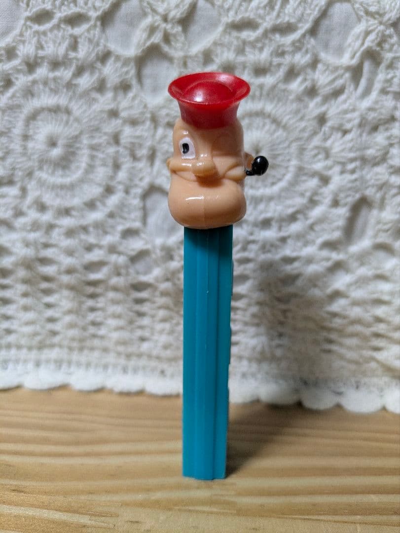 PEZ ポパイC 赤帽子　ペッツ