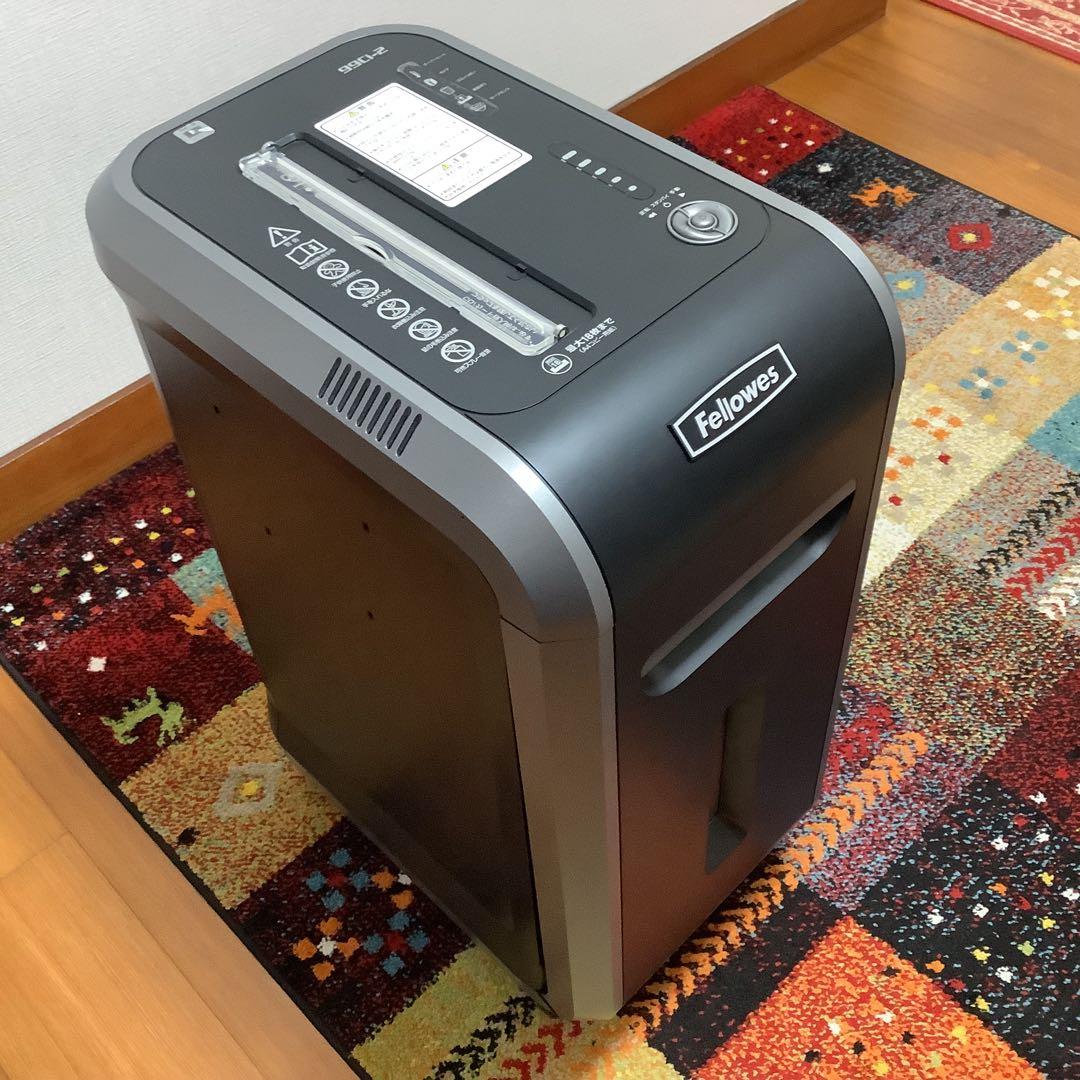 Fellowes 家庭用シュレッダー 大容量