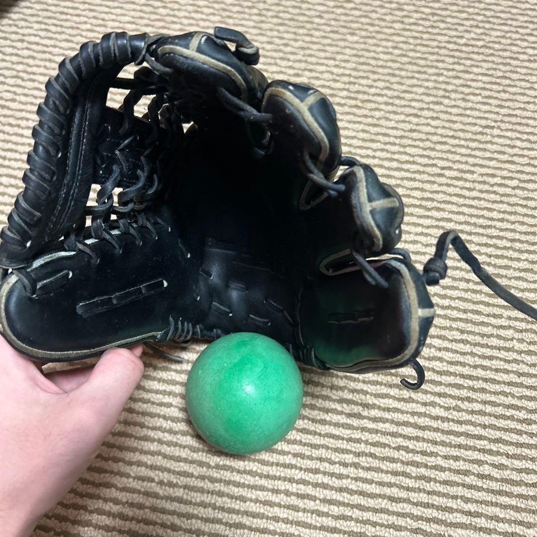 Wilson 軟式グローブ 右投げ用 ブラック 型付けボール