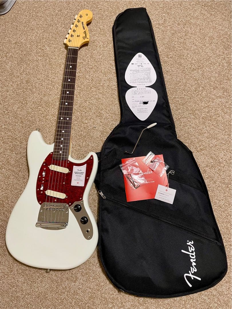 ギター Fender Mustang Made in Japan Traditional