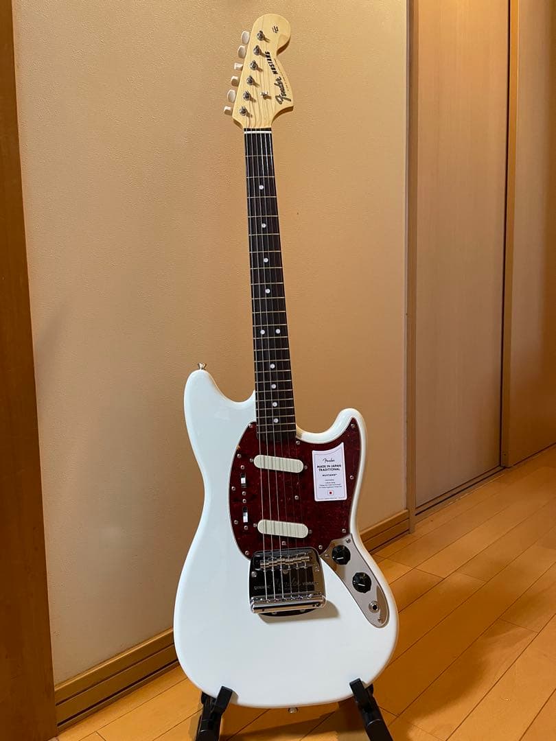ギター Fender Mustang Made in Japan Traditional