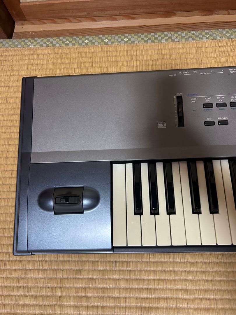 【美品】KORG コルグ N264 シンセサイザー