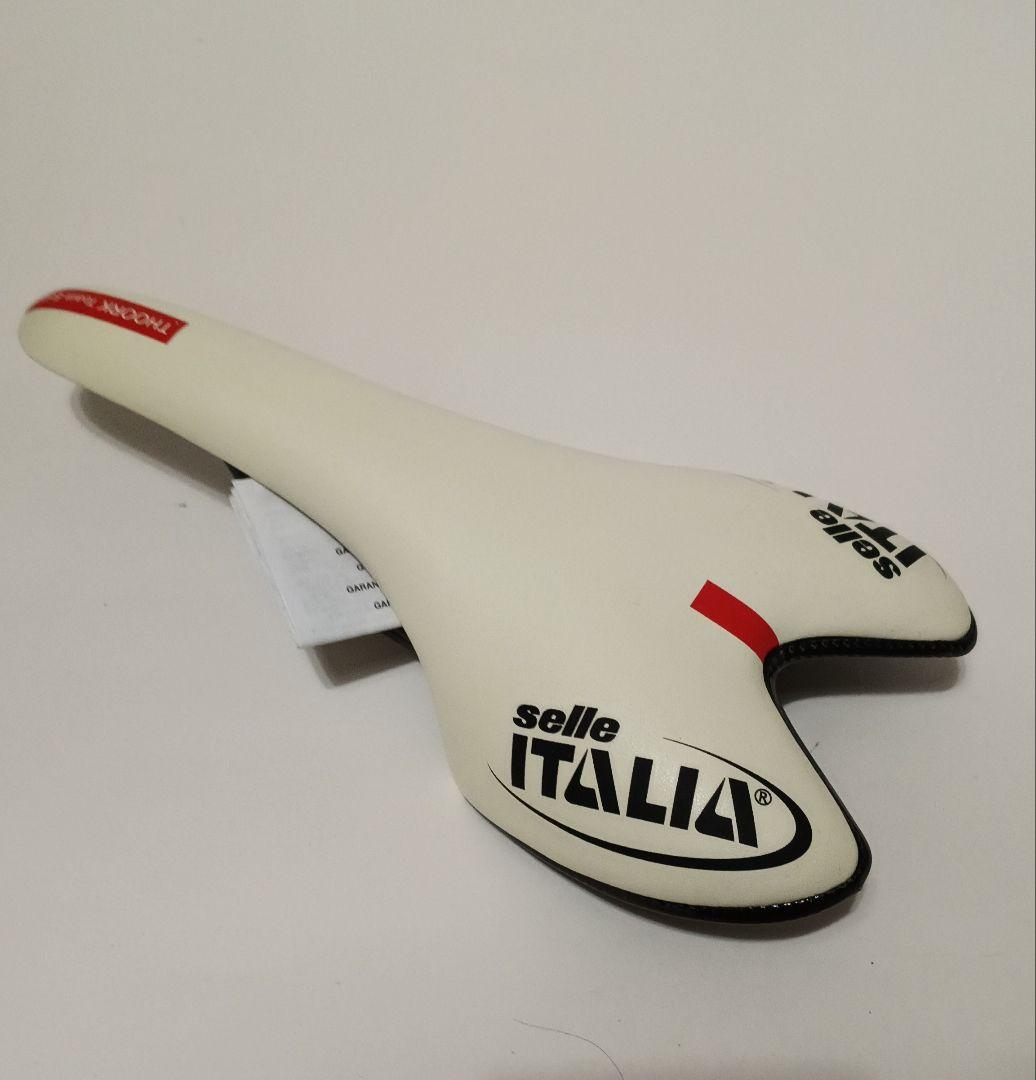 selle ITALIA THOKK ホワイトサドル