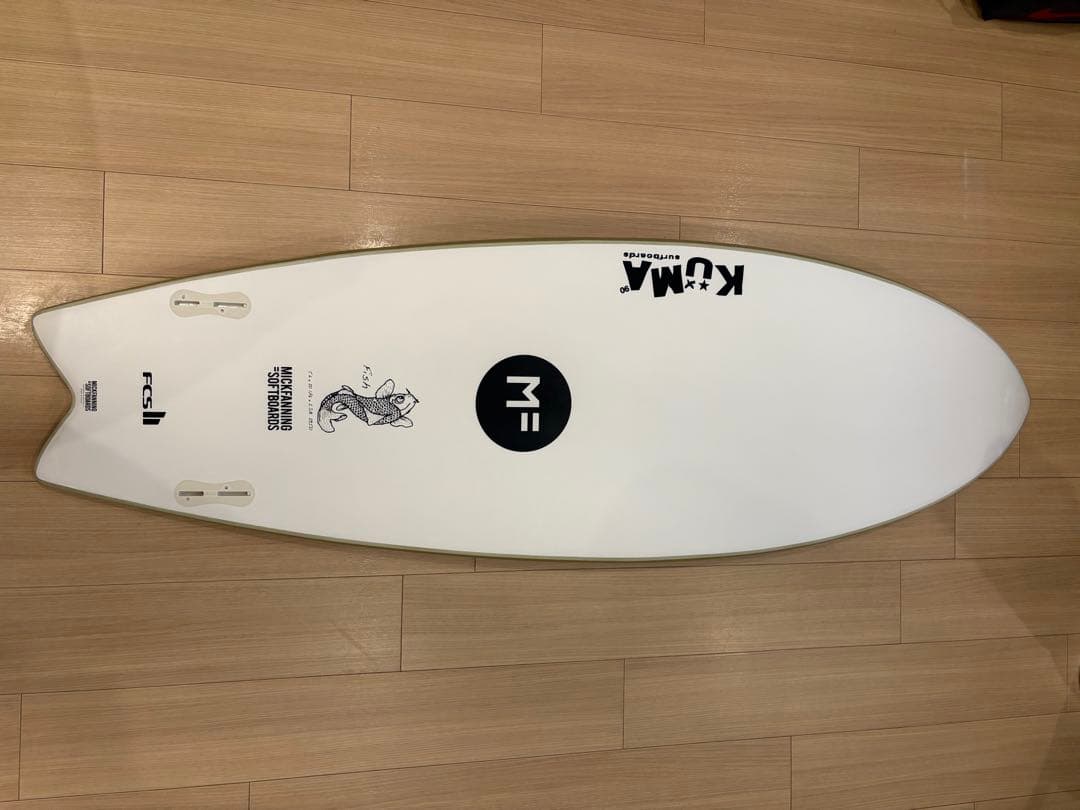 Mick Fanning KUMA Fish サーフボード 5'6\"