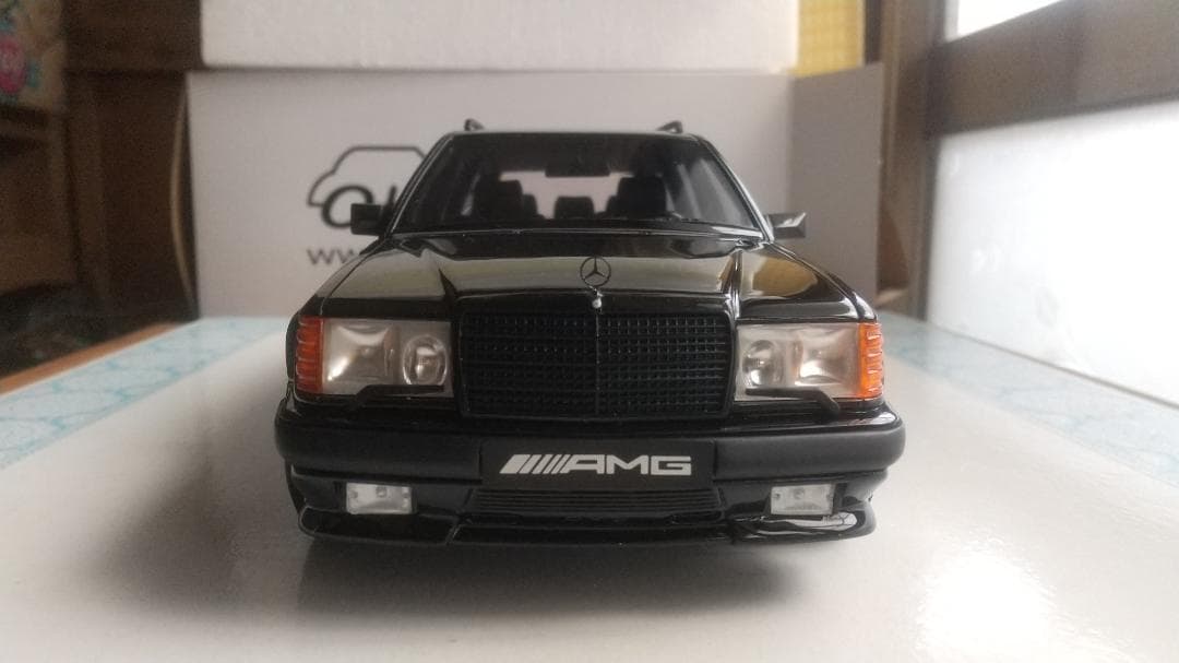 ミニカー OTTOmobile Mercedes-Benz 300 TE AMG