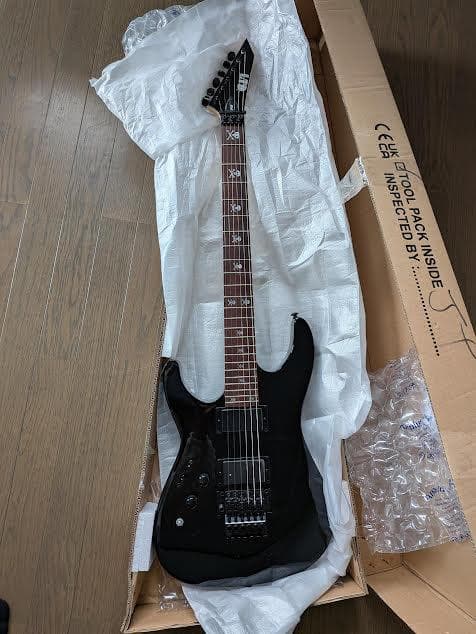 ギター ESP LKH202BLKLH LTD Kirk Hammett R003-01