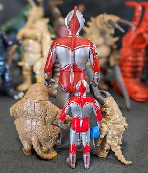帰ってきたウルトラマン＆登場怪獣（バンダイ）ソフビ10体セット＋３
