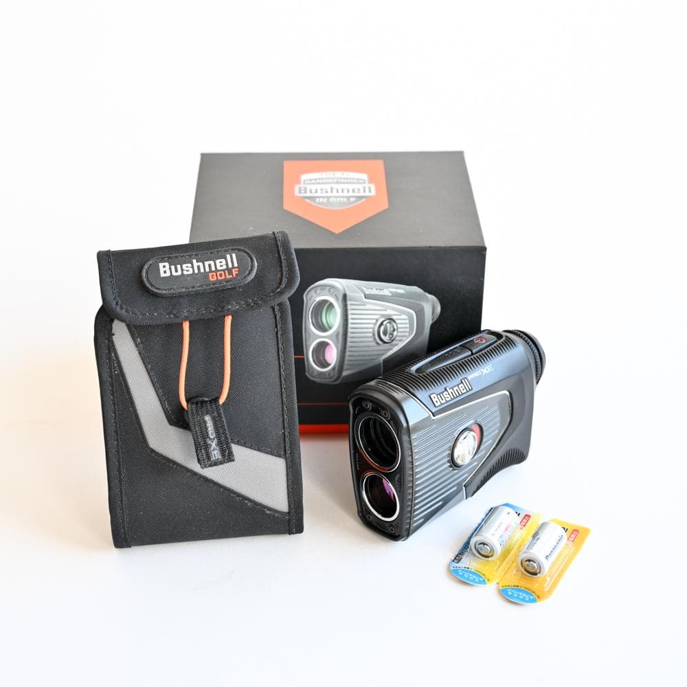 Bushnell PRO XE ゴルフ用距離計　予備電池付