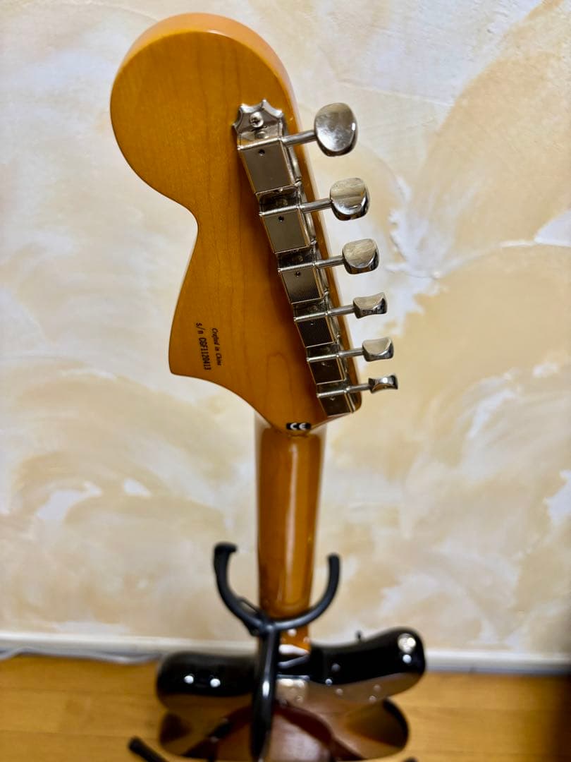 Fender JAGUAR エレキギター 新品・未使用　再度価格見直しました
