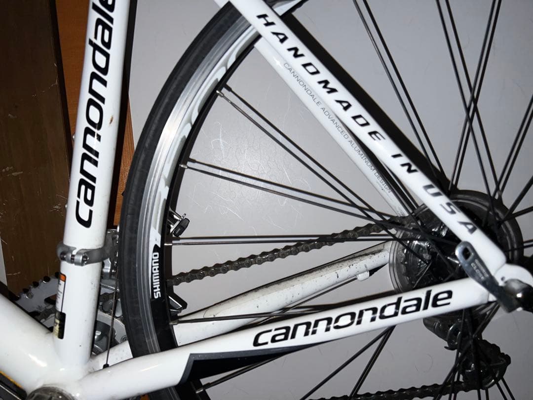 ロードバイク　キャノンデールアルミ製cannondale ultra caad9