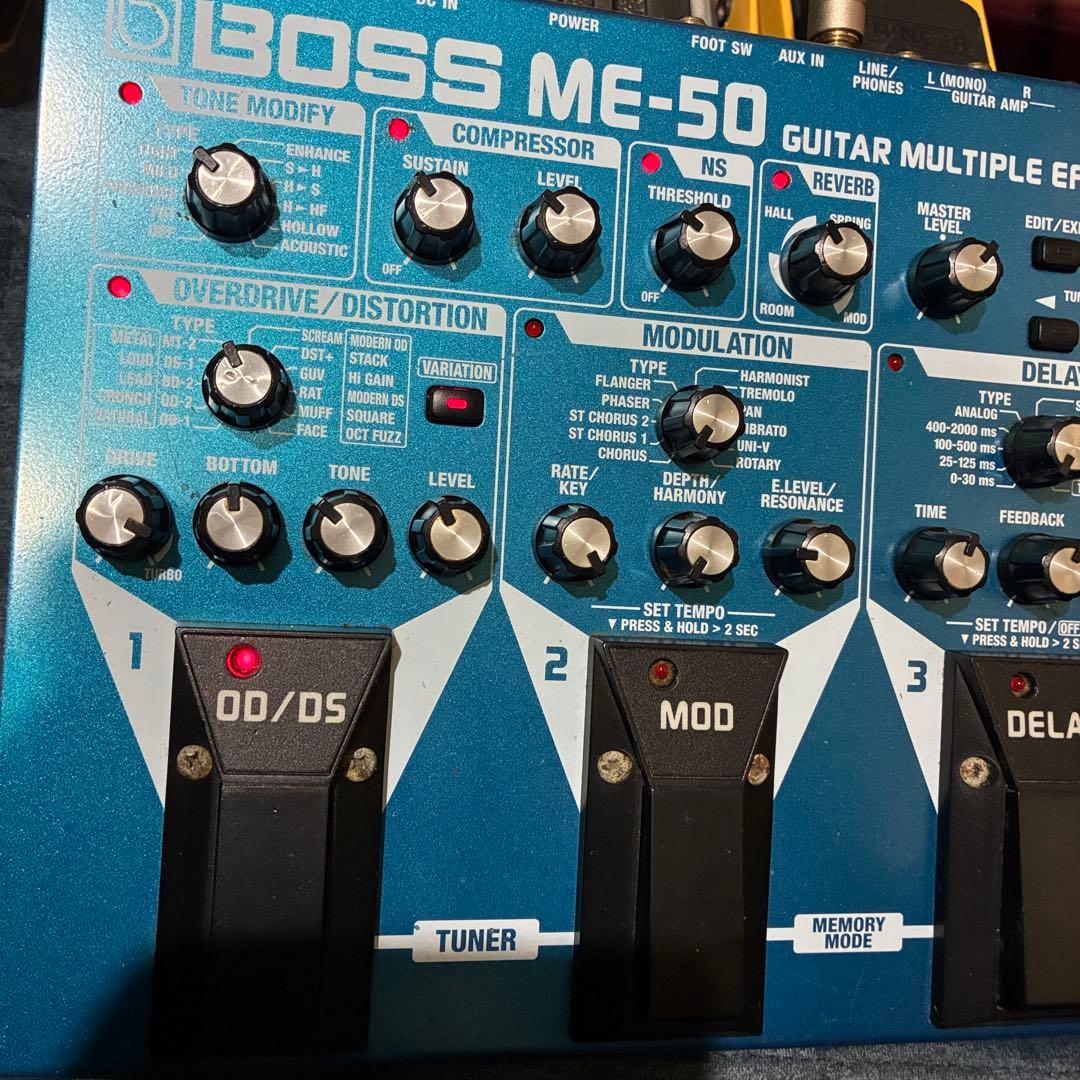 完動品　BOSS ME-50 マルチエフェクター