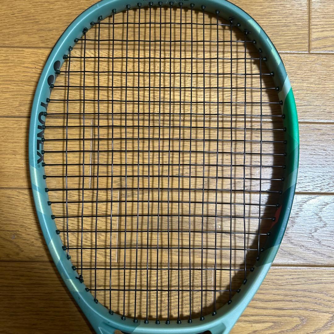 YONEX 硬式テニスラケット