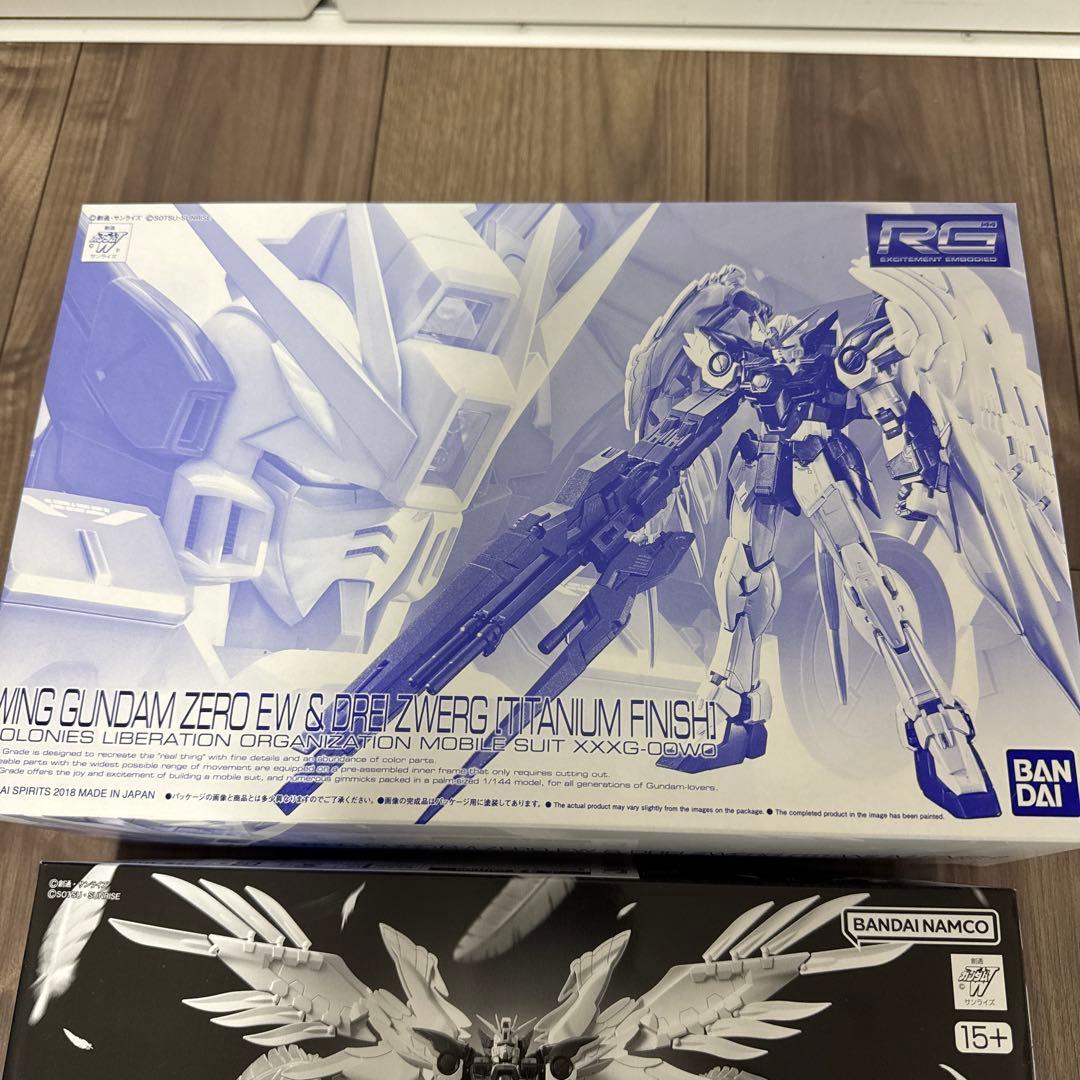 RG ウイングガンダムゼロEW&ドライツバークチタニウムフィニッシュセット