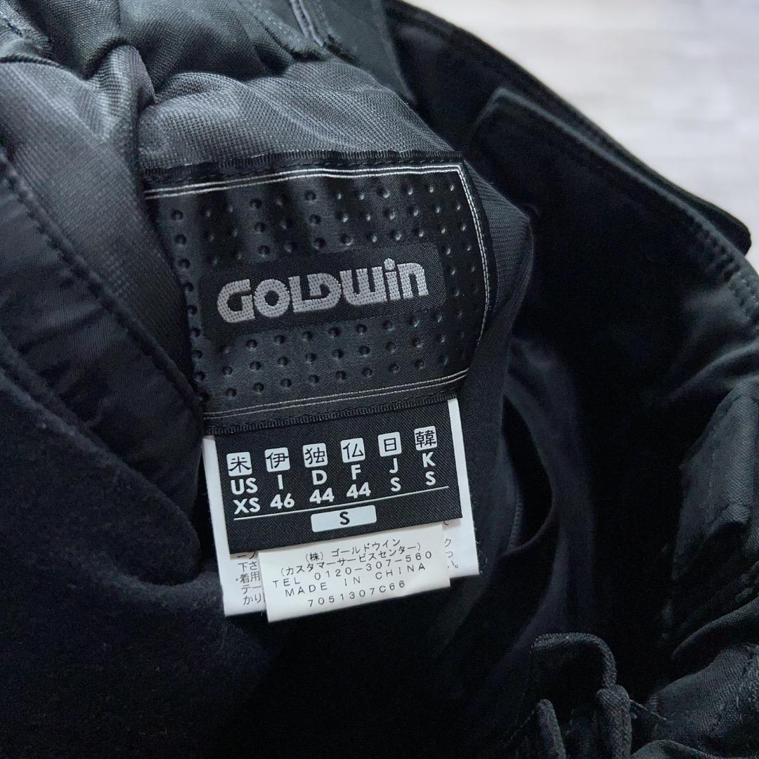 スウェーデン代表モデル GOLDWIN サイドフルオープン スキーウェア S