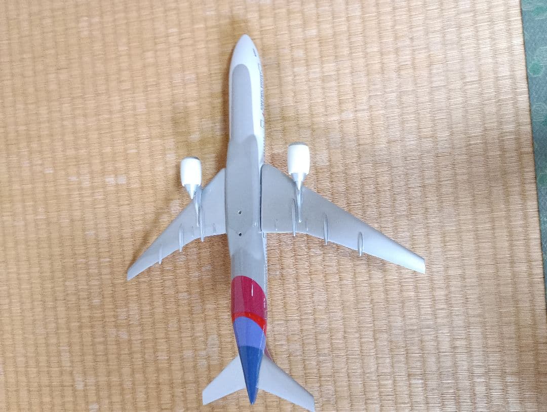 その他 ASIAN AIRLINES Boeing 777-200ER 1/180