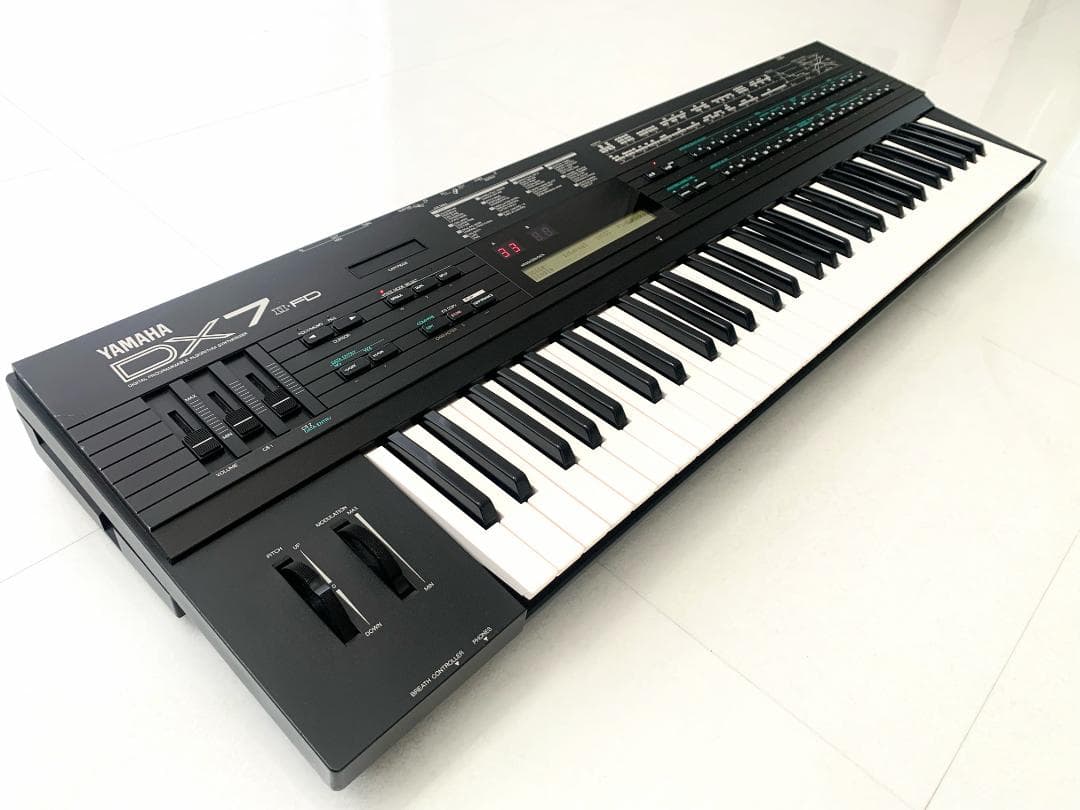 YAMAHA DX7II FD シンセサイザー ボイスデータフロッピー付