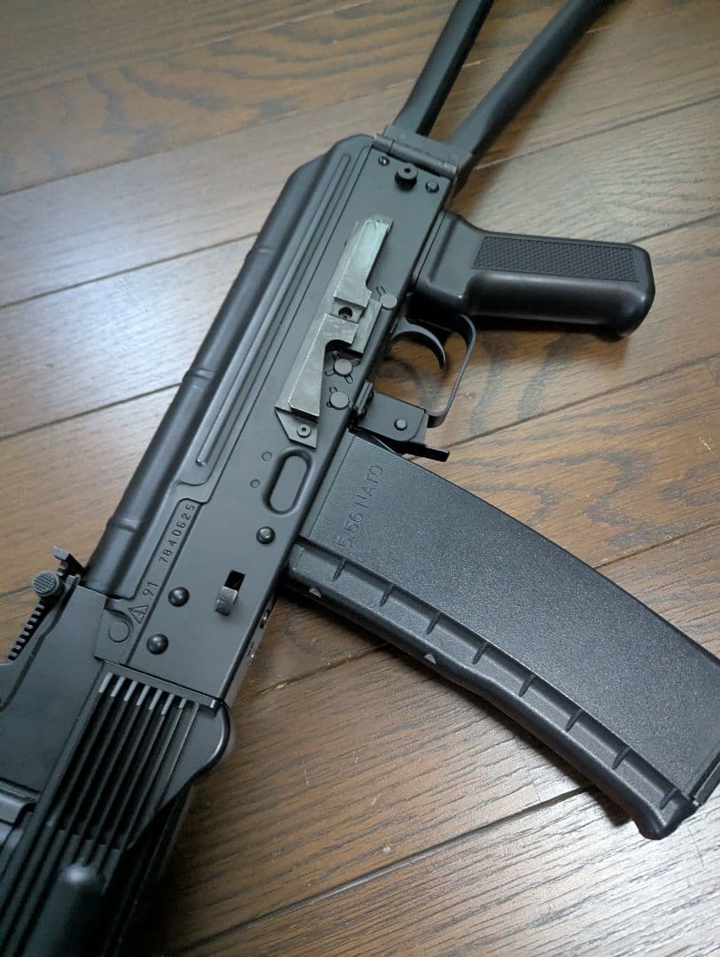 東京マルイ　次世代電動ガン　AK102