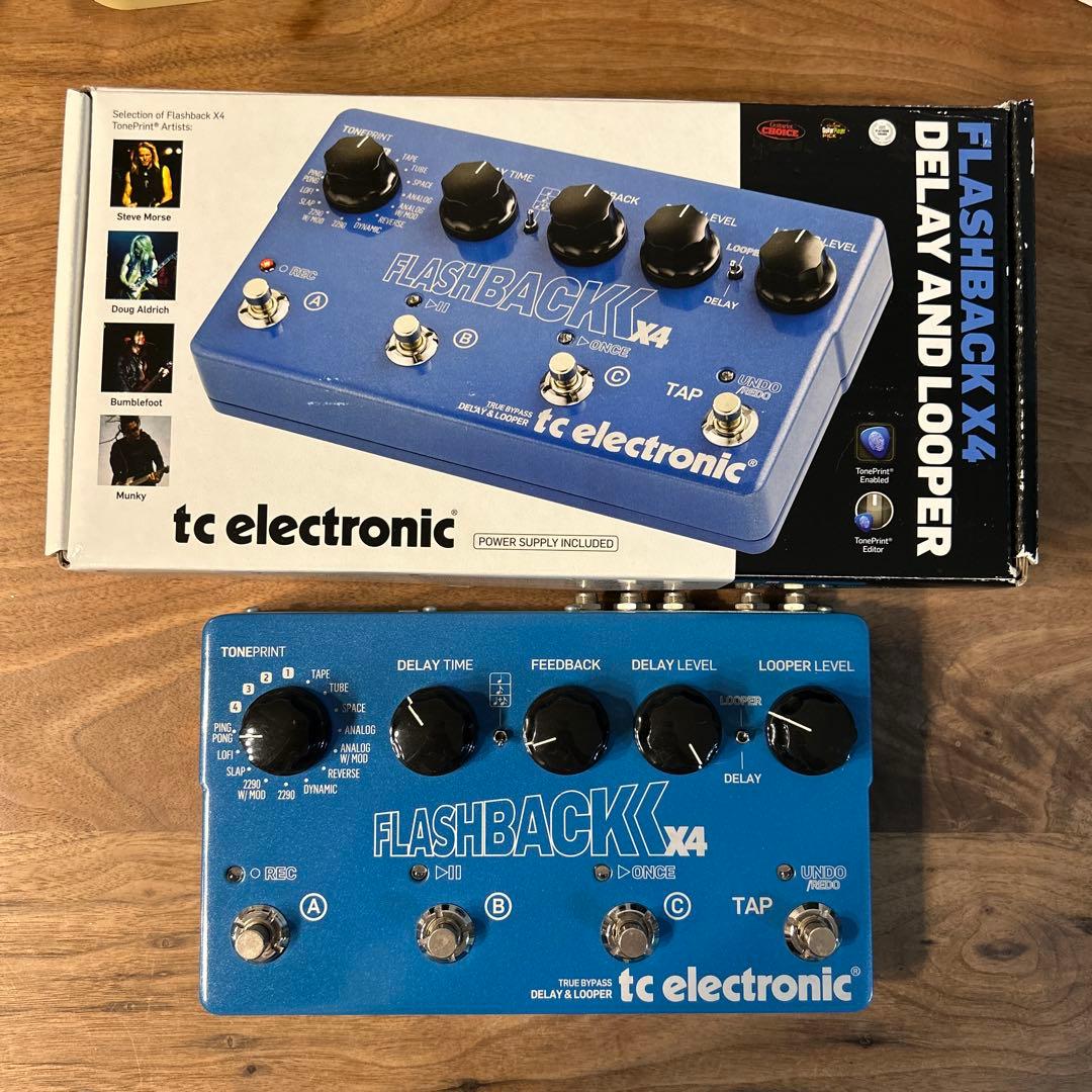 tc electronic Flashback X4 ギターエフェクター　箱つき