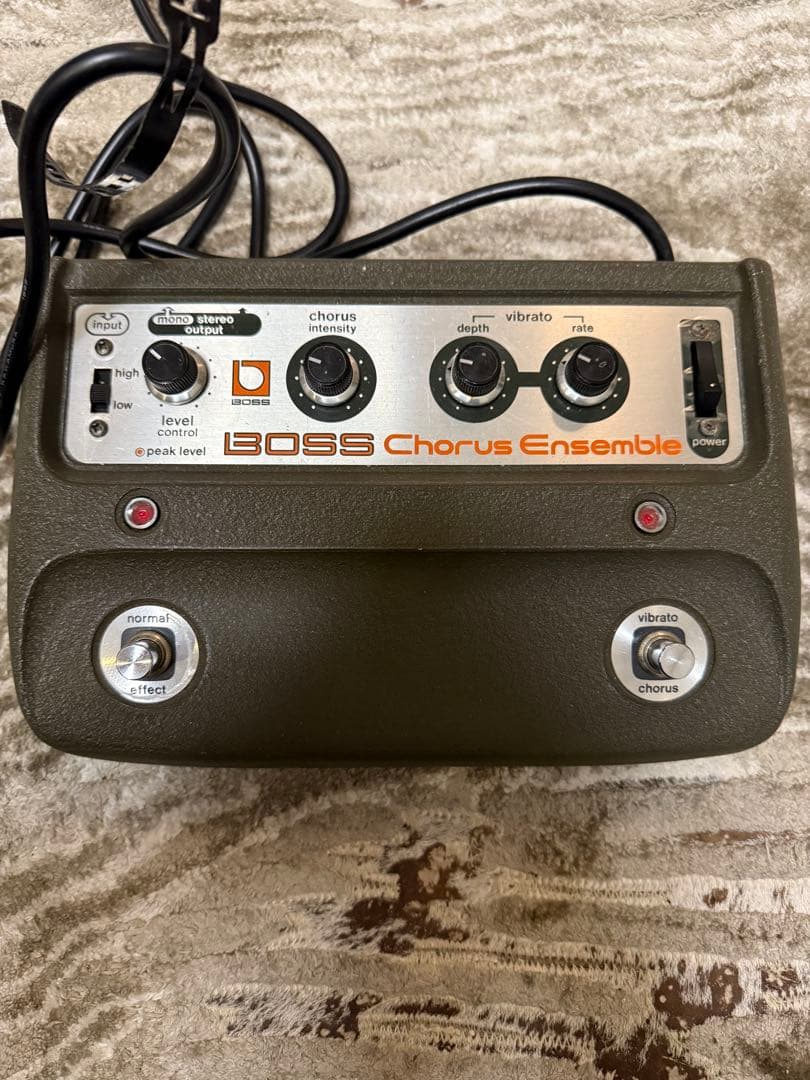BOSS CE-1 1983年4月製　 Chorus Ensemble