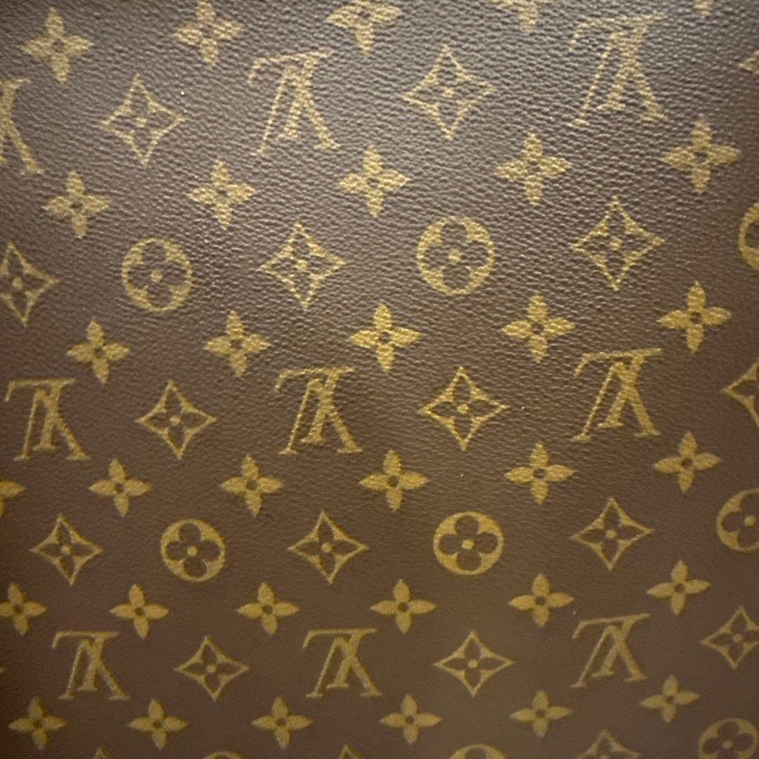 LOUIS VUITTON　書類ケース ￼￼