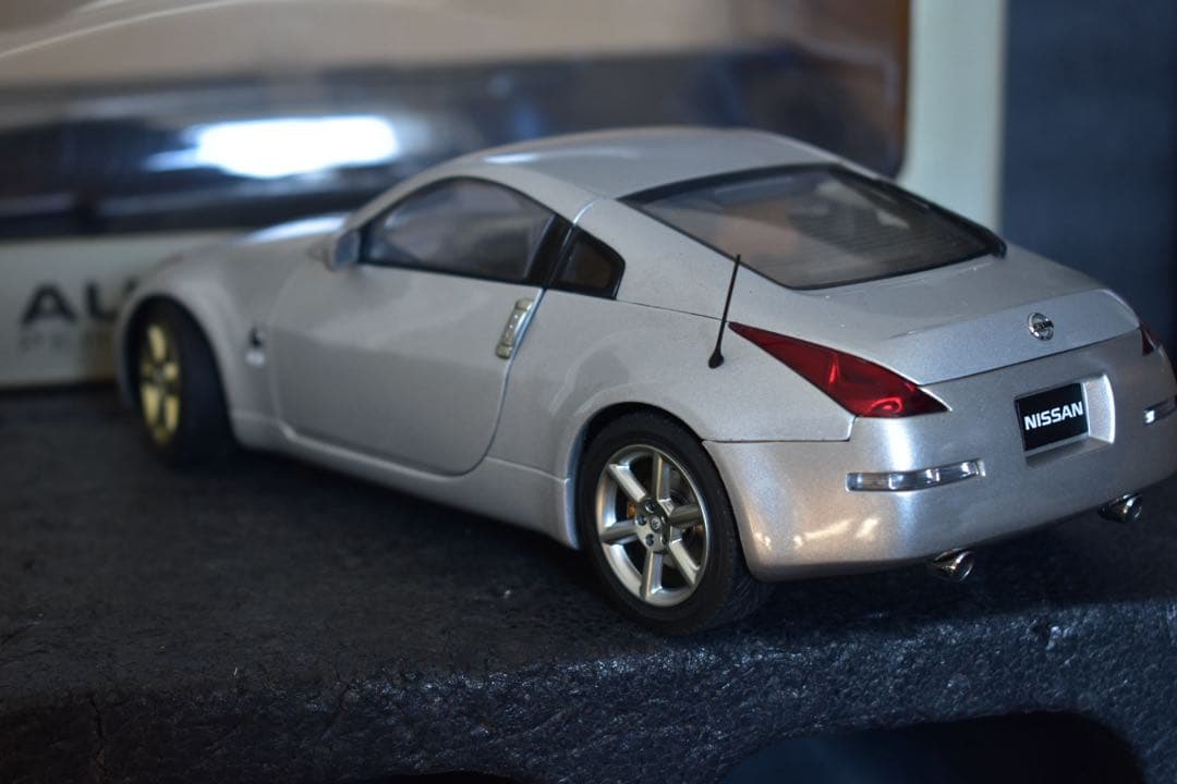 1/18 オートアート 日産 フェアレディZ Z33 350Z ミニカー