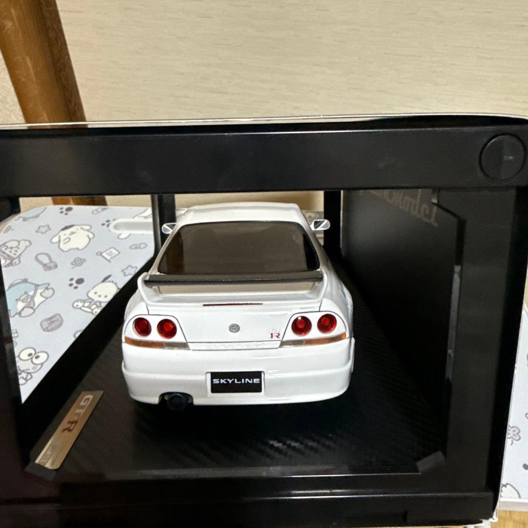 1/18 NISSAN スカイライン GT-R (BCNR33)2684ミニカー