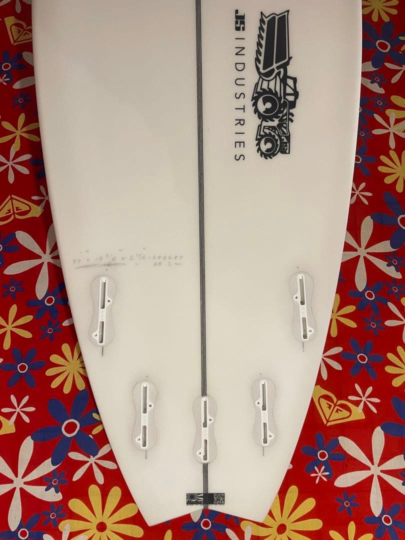 JS surf board 5”7新品未使用品 Sub Xero 日本用モデル
