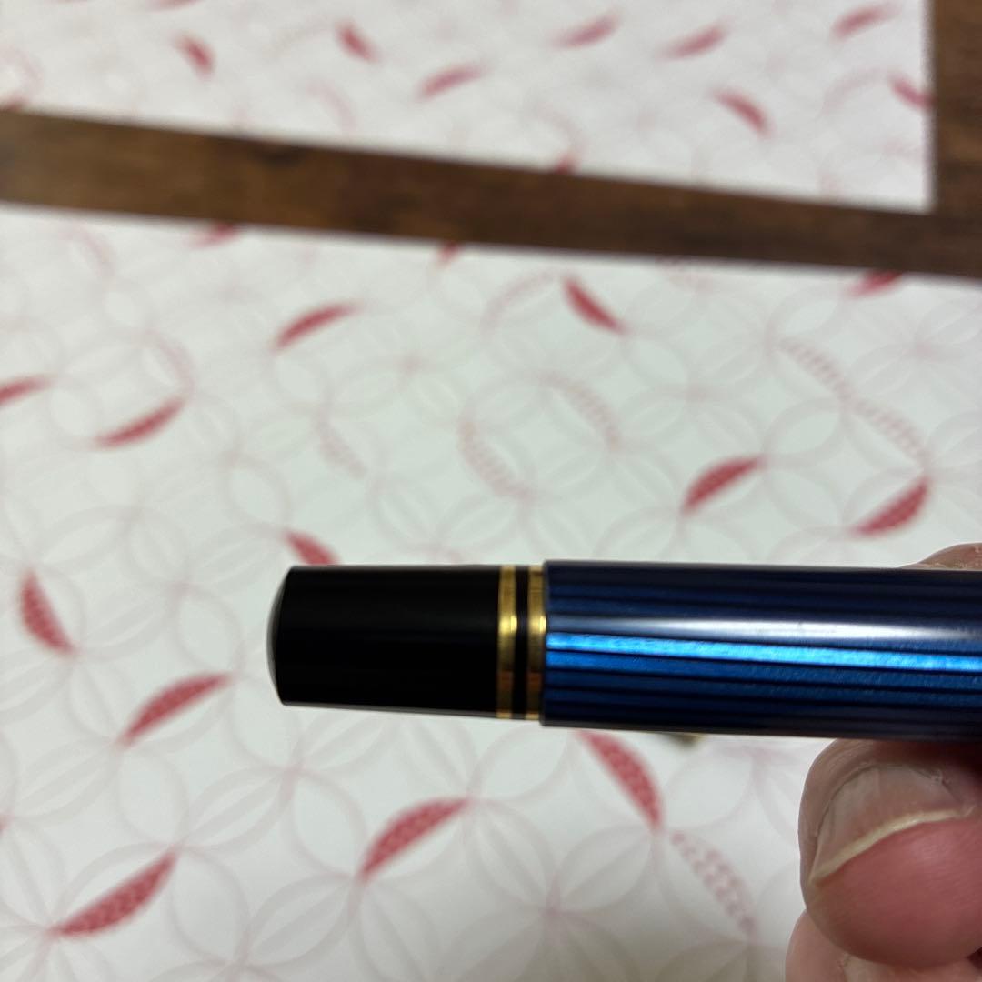 ブランド: Pelikan Souveran M600 ブルー縞 万年筆F