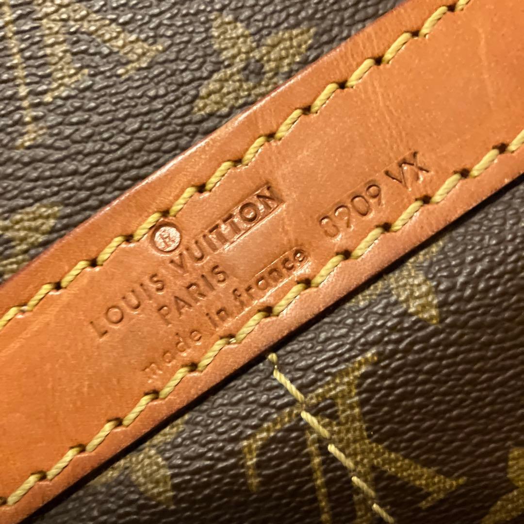 Louis Vuitton サックシャンバッグ