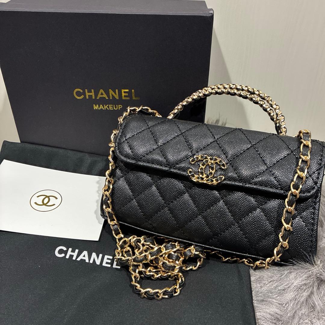 CHANEL シャネル　make up ノベルティ　チェーンショルダーバッグ　黒