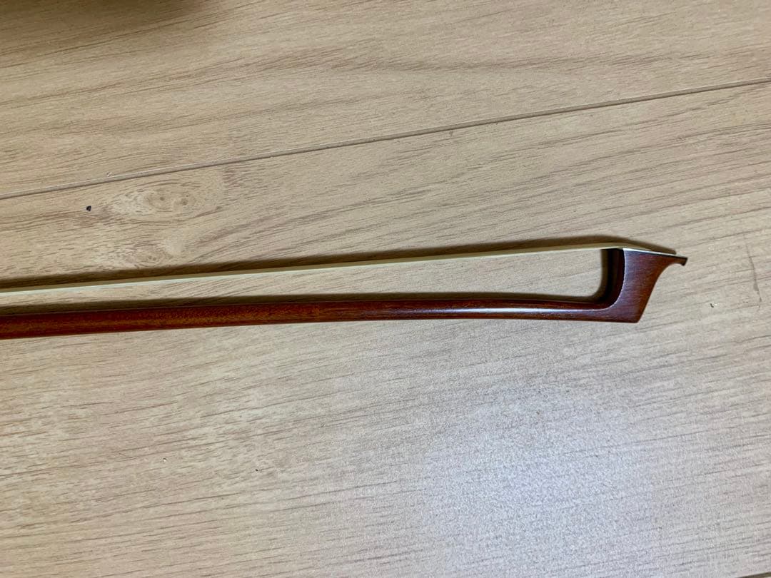 スイス製　4/4 バイオリン弓　Finkel Atelier