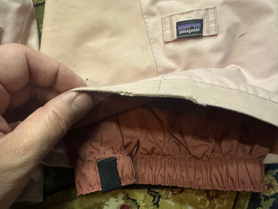 Patagonia 子ども用スキーウェアセット