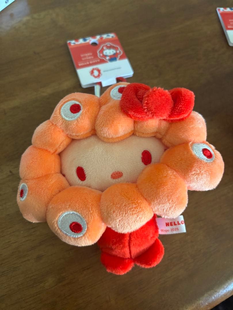 推しカラーサンリオ　ミャクミャク　なりきりぬいぐるみ　カラビナBC 3点セット