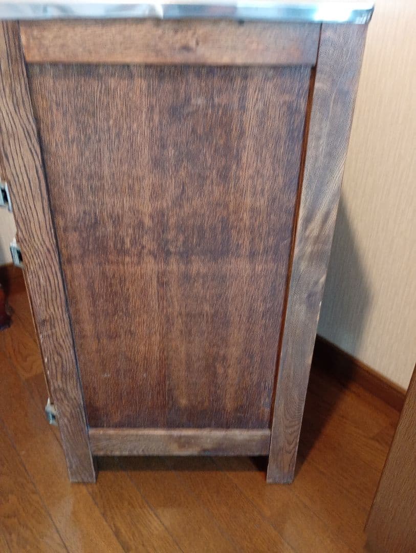 【値下げ中】昭和レトロ　 木製ダブルドア冷蔵庫・保冷庫