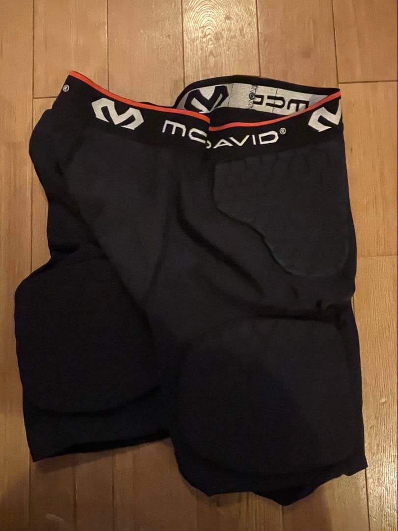 McDavid HEXショルダーパッド Lサイズ 黒