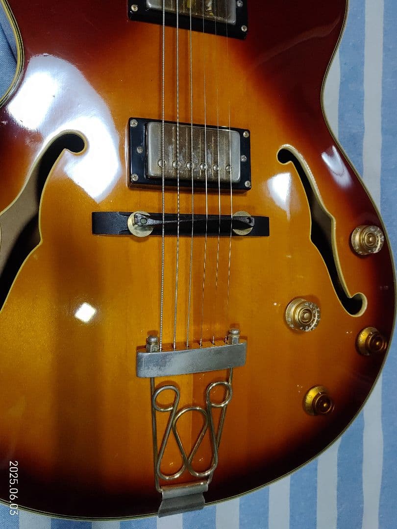 Epiphone Joe Pass Emperor Ⅱ 1990年代です。