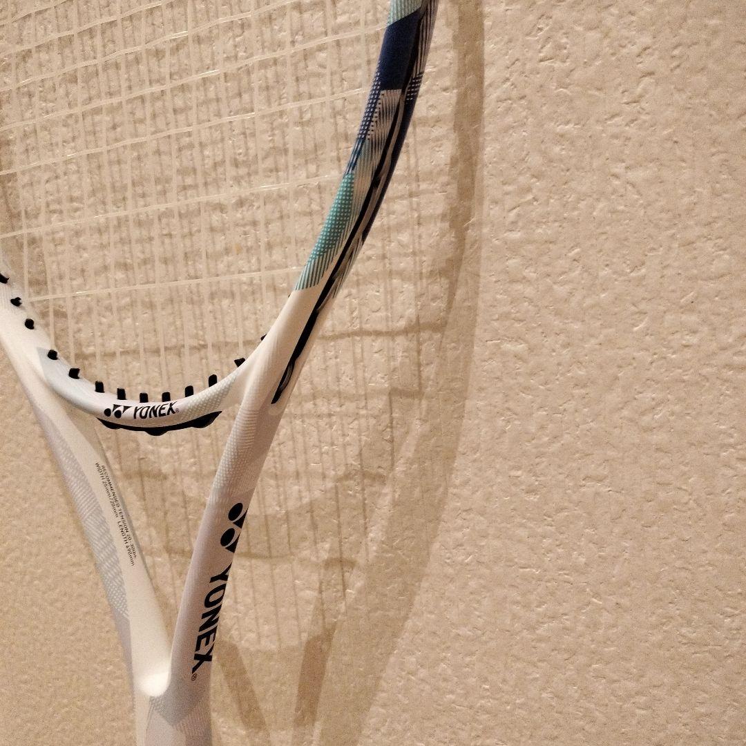 かりん　YONEX ラケット　ケース、ボール2個、テニスポンプ付き
