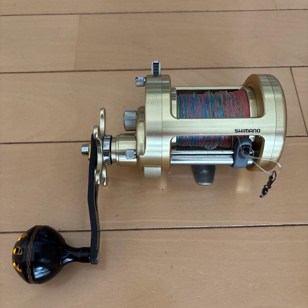 SHIMANO CALCUTTA 700リール