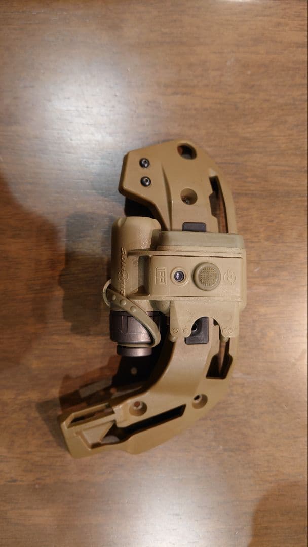 個人装備 SUREFIRE HL-1 TAN / YELLOW GREEN/IR