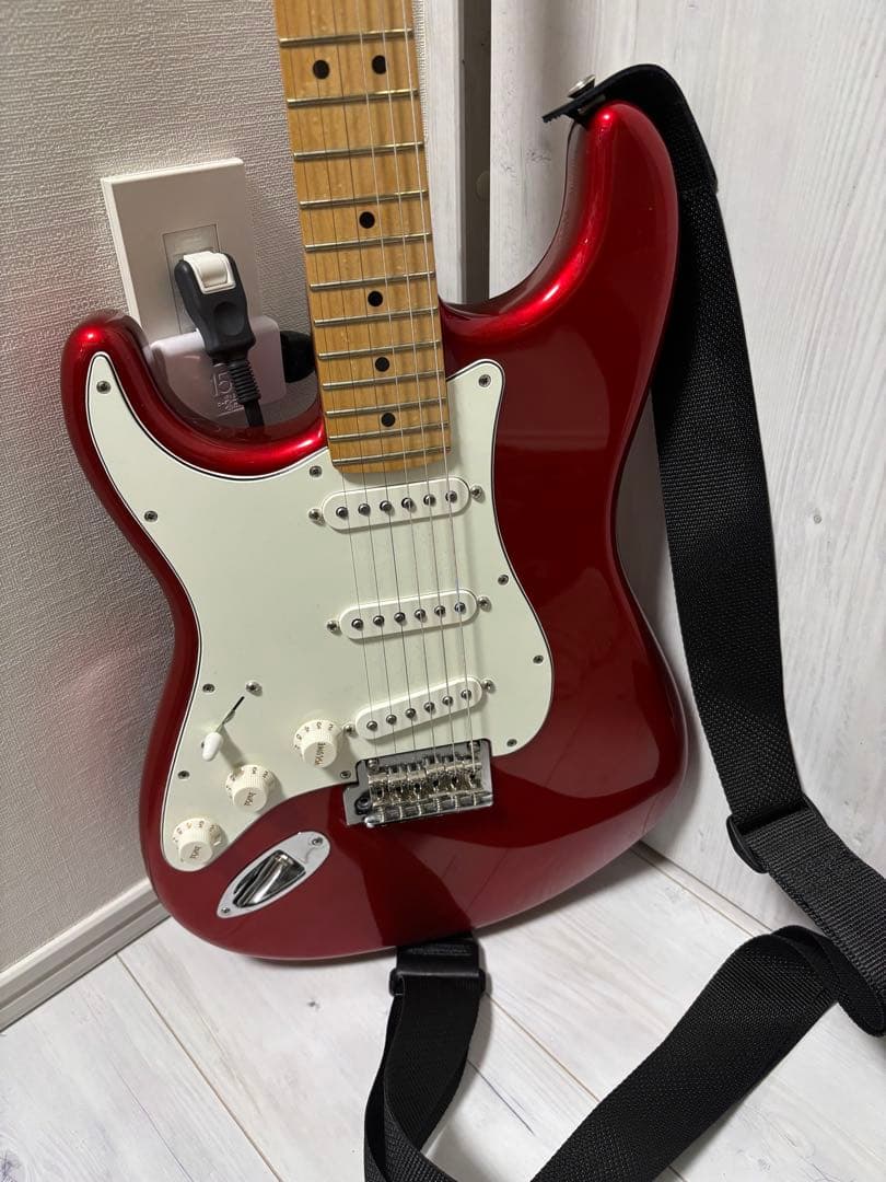 Fender Mexico Player Stratocaster lefty赤