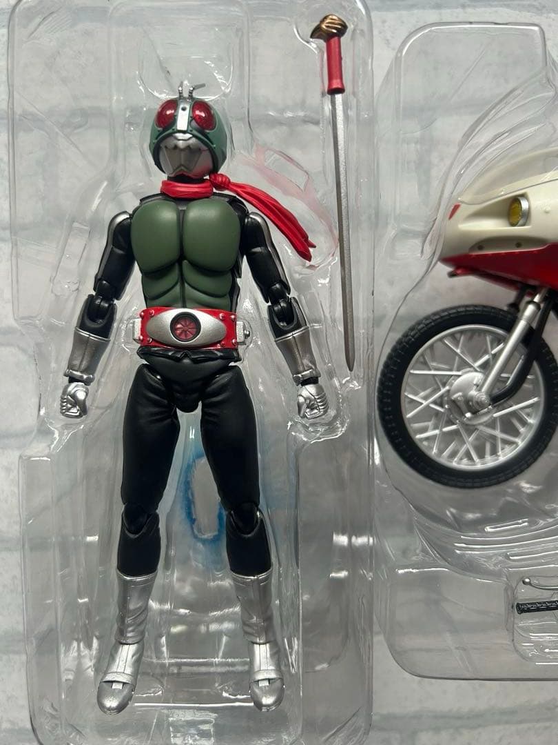 S.H.Figuarts 仮面ライダー1号&サイクロン号&新サイクロン号セット